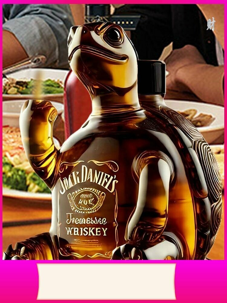 Эксклюзивная декоративная бутылка для ликера с анималистичным дизайном