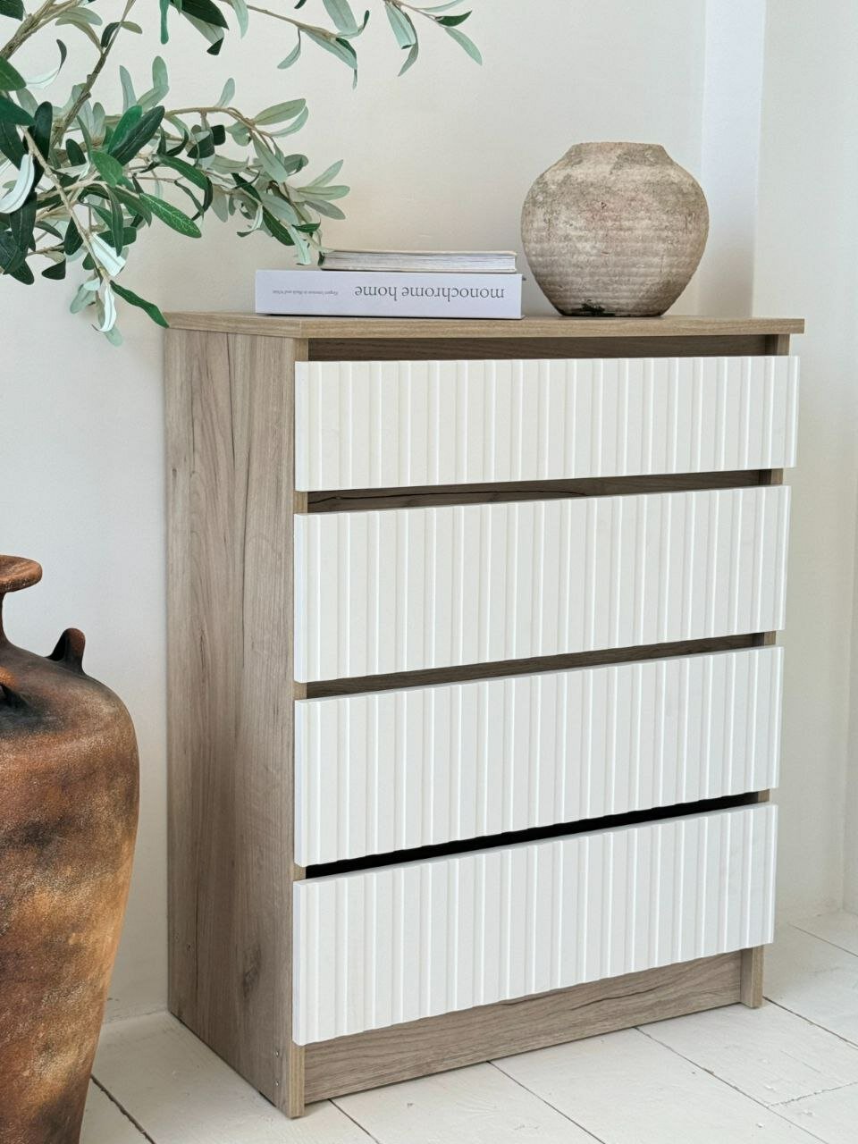 Комод №1 узкий универсальный 4 ящика (60,4х33х78 см), Дуб крафт серый/МДФ Белый софт, шариковые направляющие