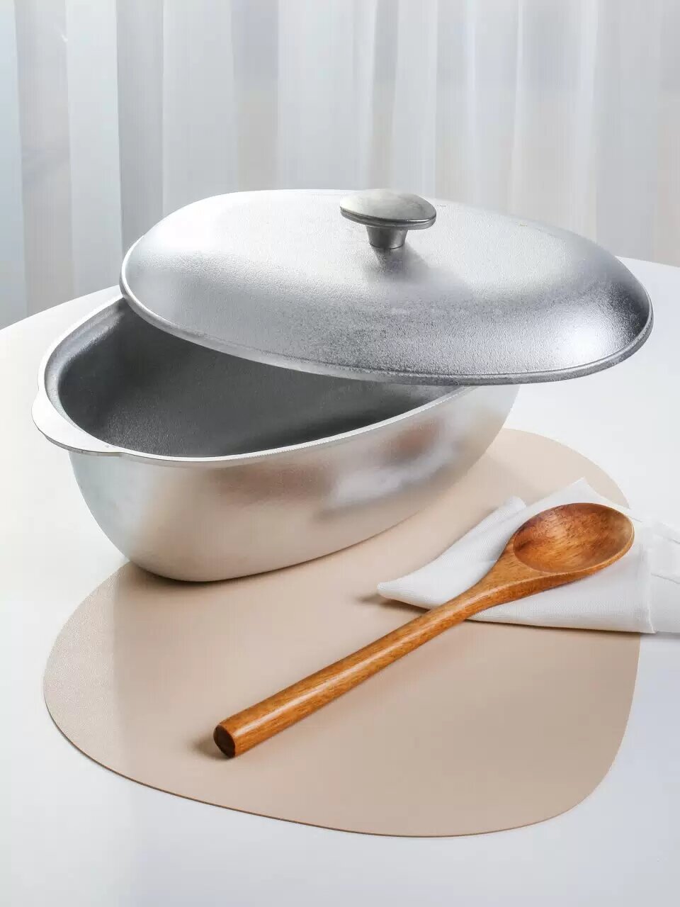 Гусятница 6 л, алюминий, с крышкой, литые ручки, овальная, Гардарика, G0600