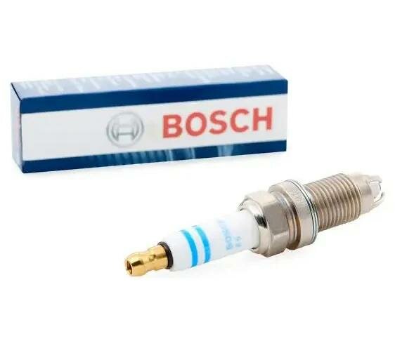 Свеча зажигания BOSCH 242240590 Super, Porsche 911, Boxster, Cayenne, Cayman, Panamera 2.9, 3.4, 3.6, 3.8, 4.8 07-