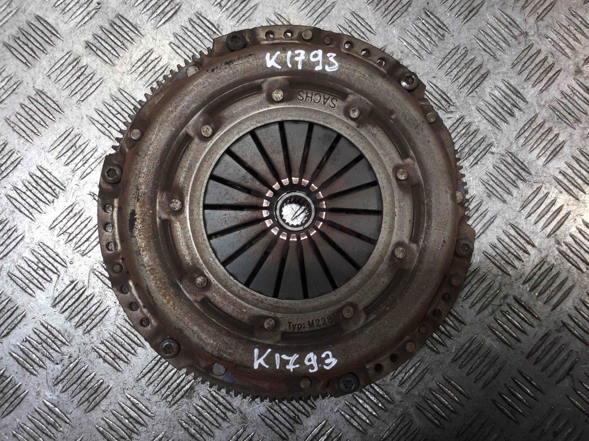 Б/У Маховик Peugeot 308 T7 (2007-2011) 2010 г.