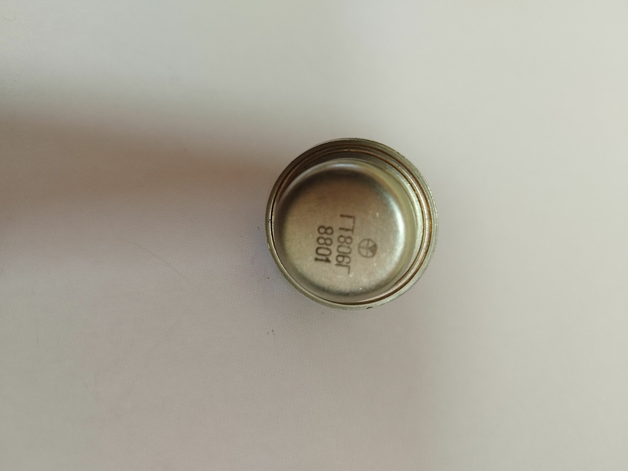 Транзистор ГТ806Г