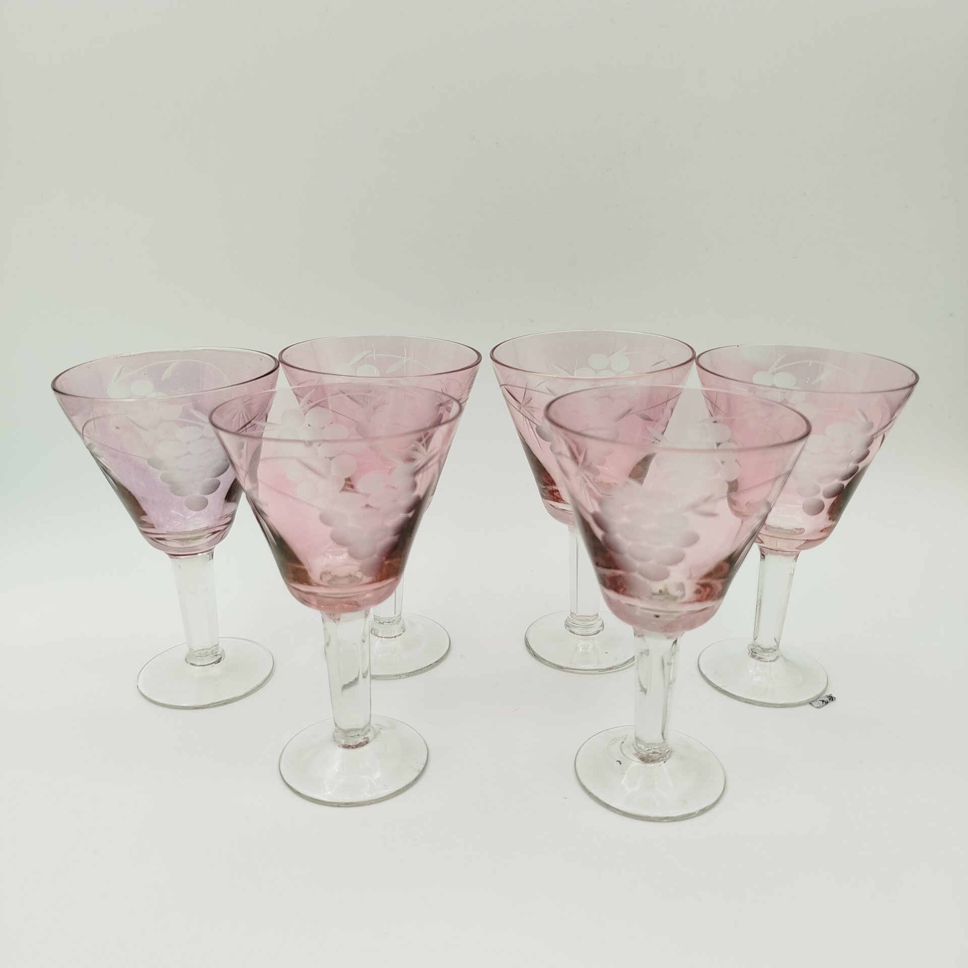 Набор из 6-ти бокалов розового оттенка "Виноград", Армавирский стекольный завод