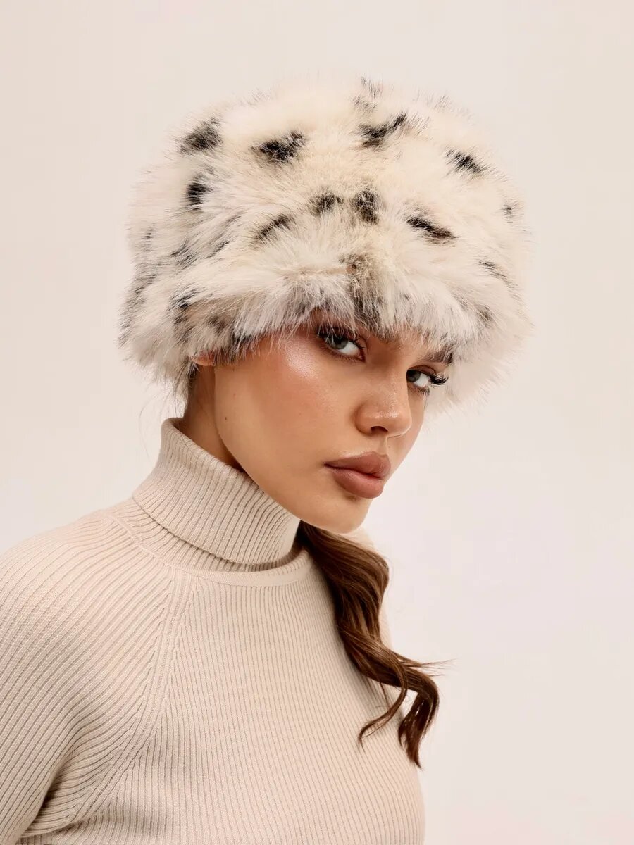 Папаха осень-зима 2025-2026 для женщин