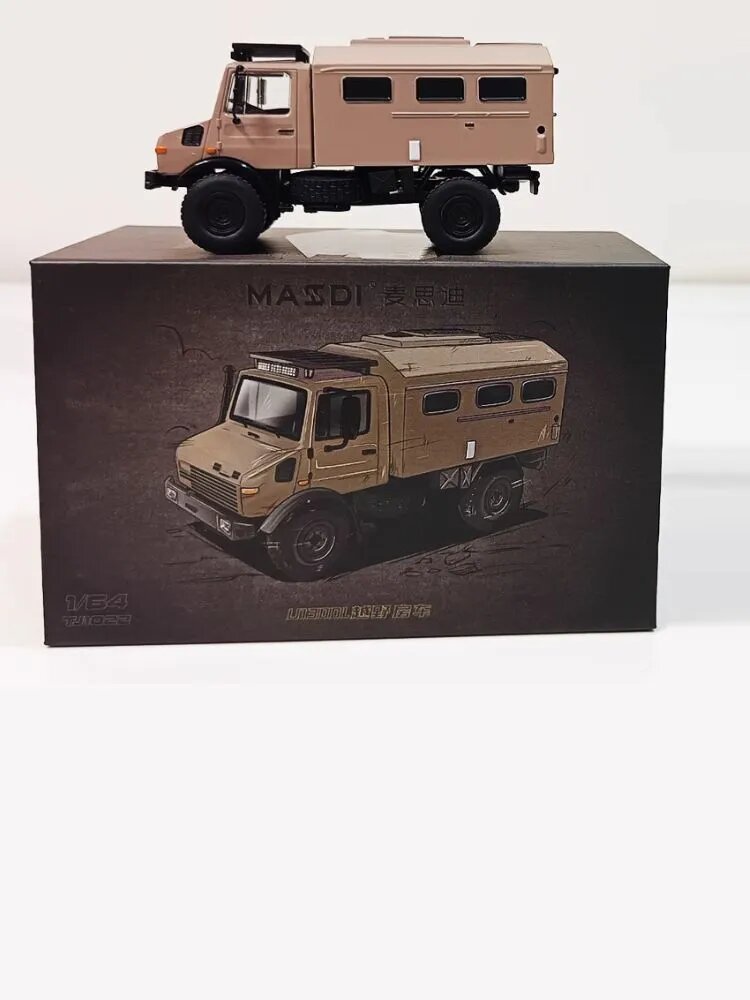 Машинка металлическая модель Masdi 1:64 Unimok U1300L Off-Road RV