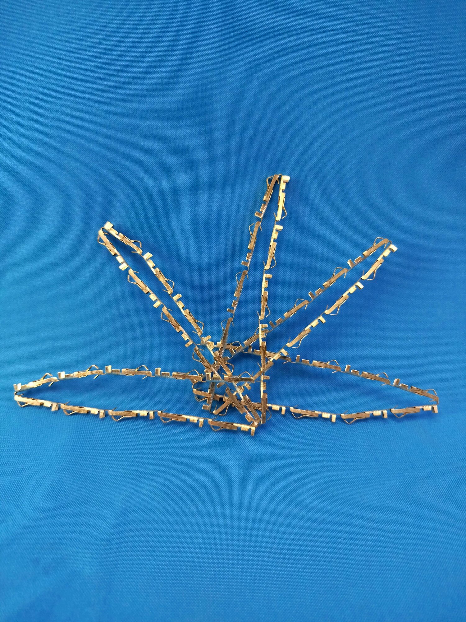 Контакт штыревой "SLON" для задних фонарей для а/м 2107-15, с фиксацией, без провода (1шт)