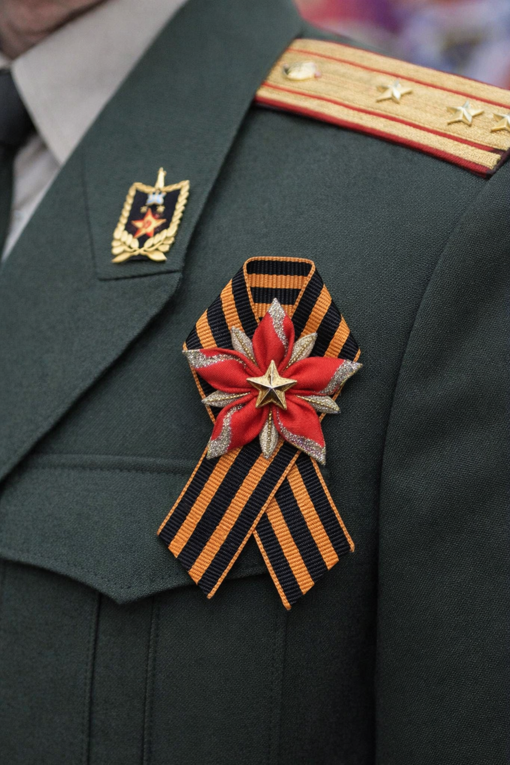 Георгиевская Брошь Арт и Дизайн "Георгиевская Лента", ручная работа, 9 Мая