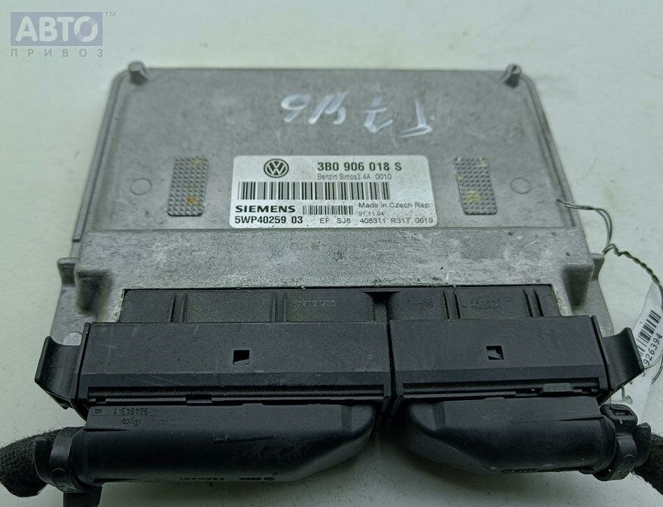 Блок управления двигателем (ДВС) Volkswagen Passat B5+ (GP)