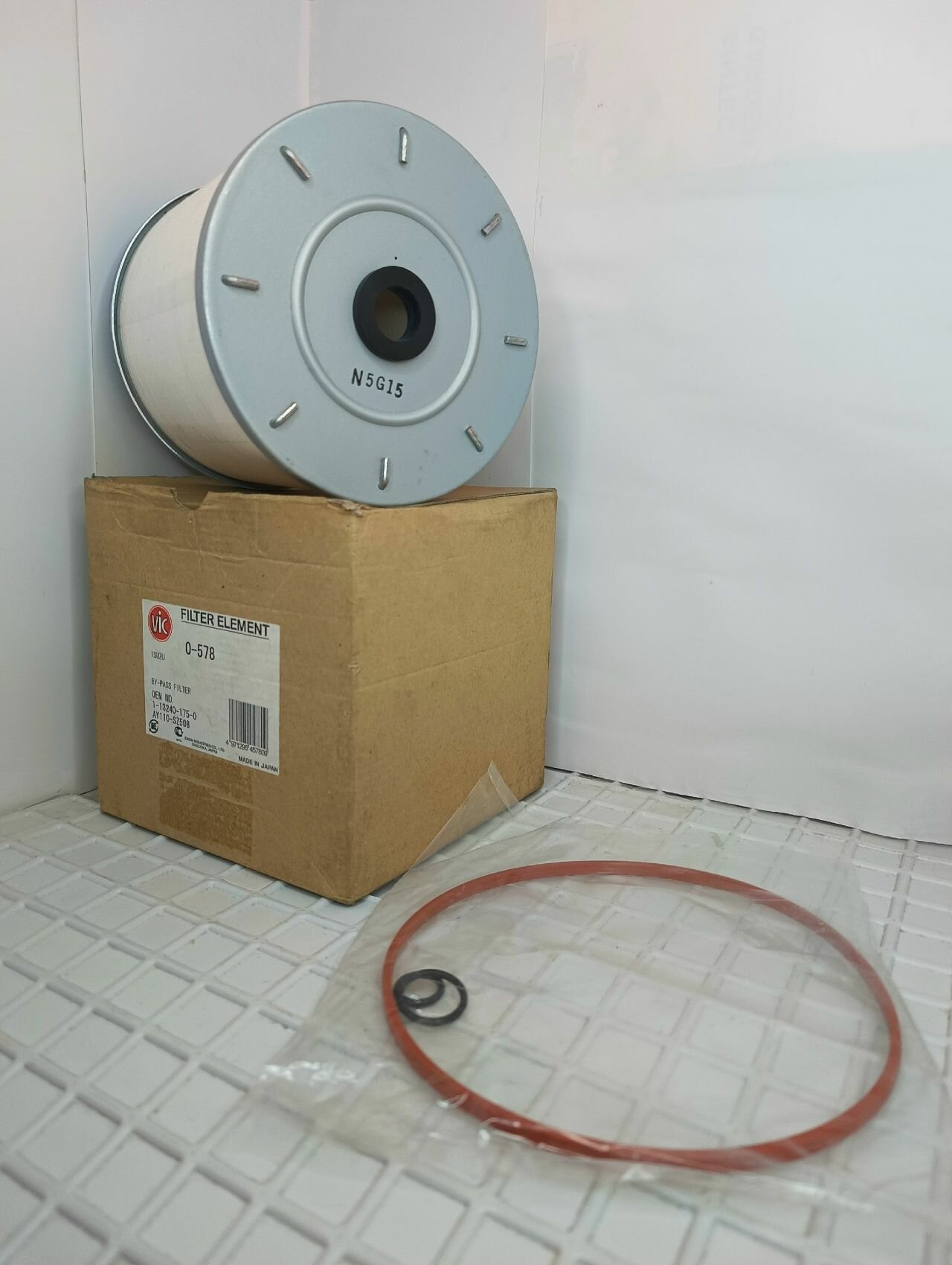 Фильтр масляный вставка (картридж) VIC O-578 1-13240-175-0 AY110-SZ508 Isuzu