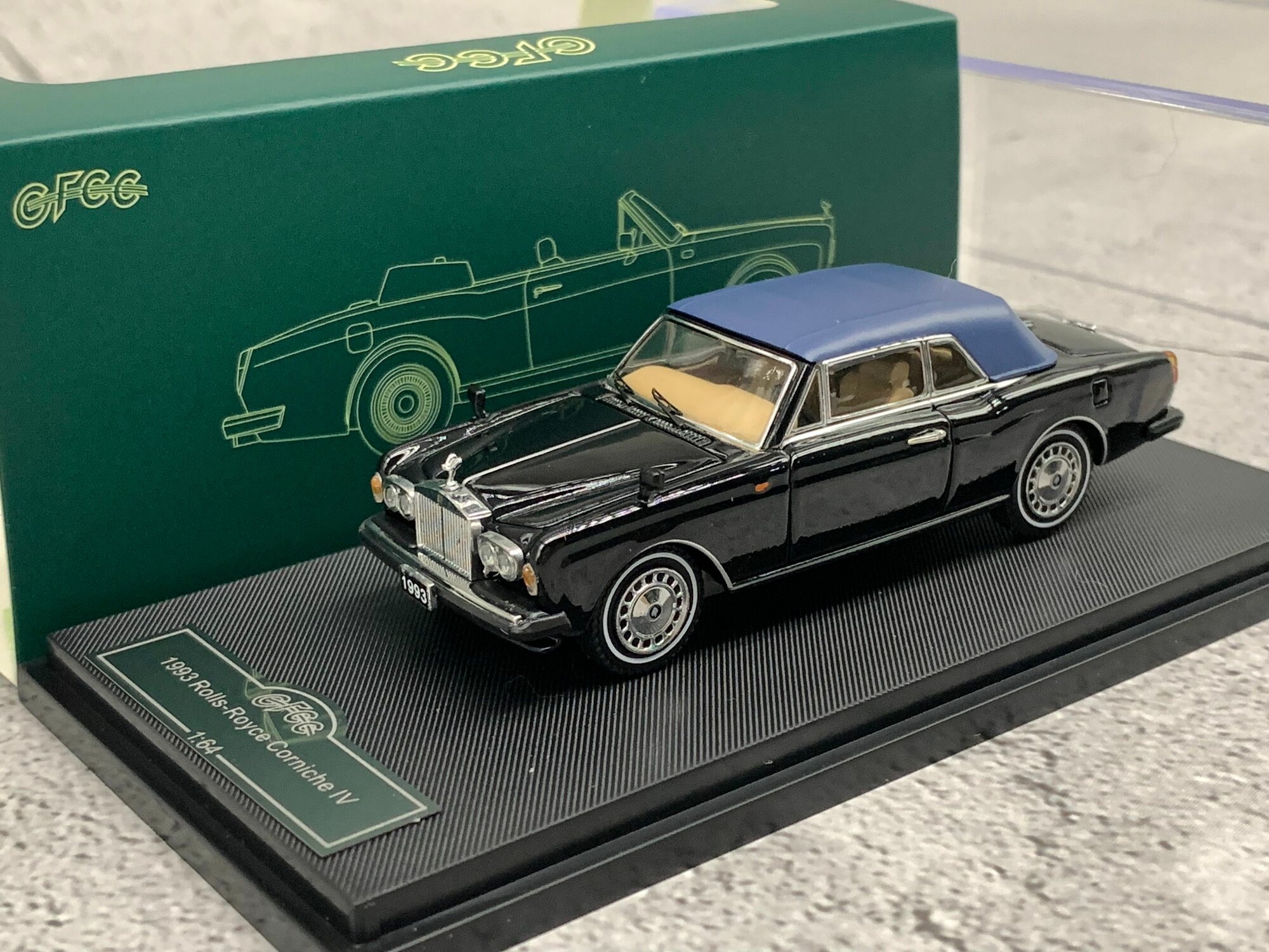 GFCC 1:64 Rolls-Royce Corniche IV Модель автомобиля из сплава для демонстрации