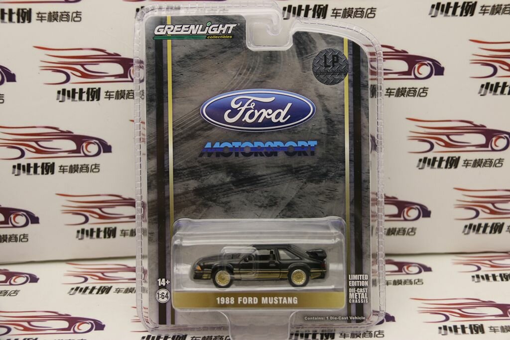 GREENLIGHT 1:64 Литая модель автомобиля(1988 FORD MUSTANG)