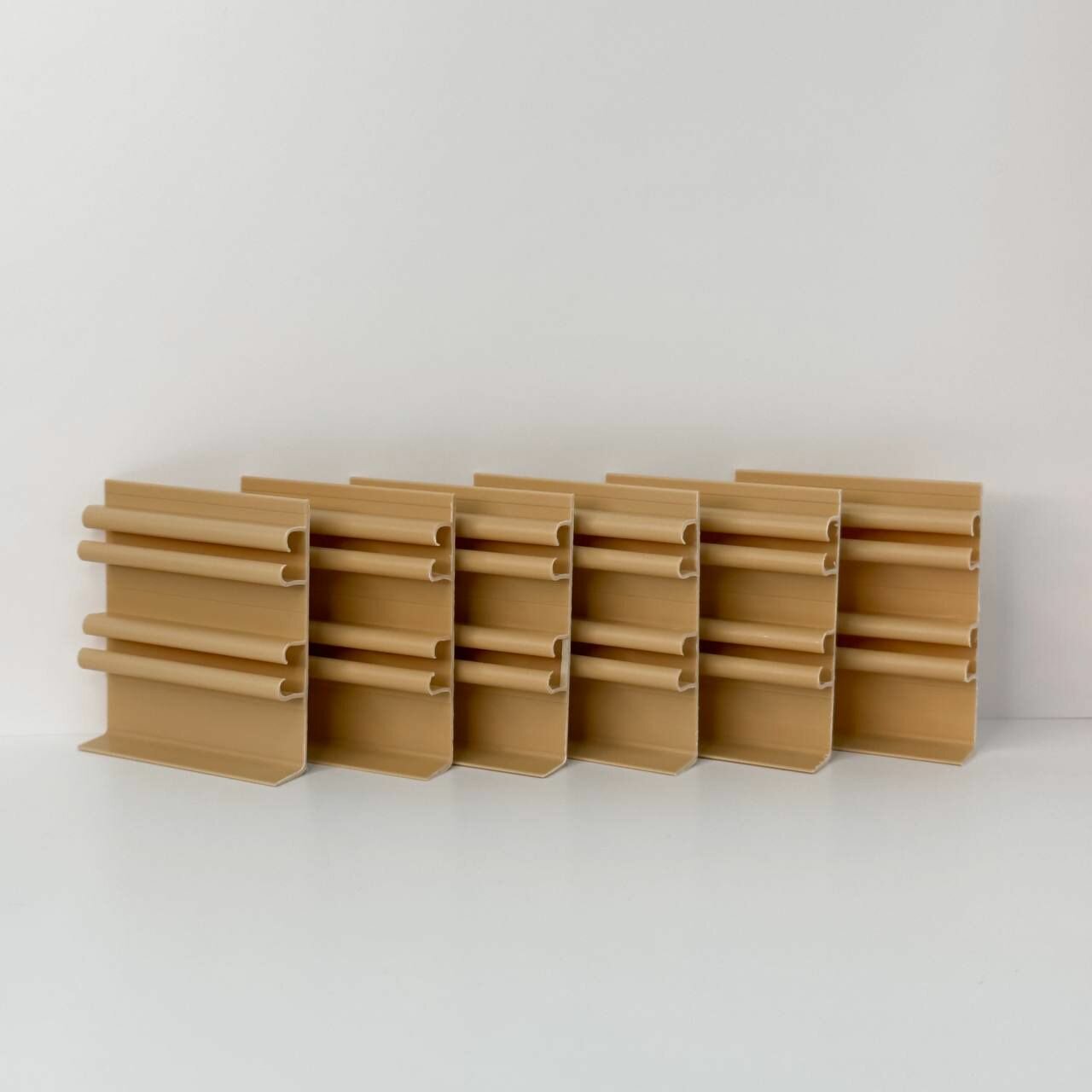 Клипса монтажная для плинтуса Marca Bello Concept 80, комплект 6 шт.