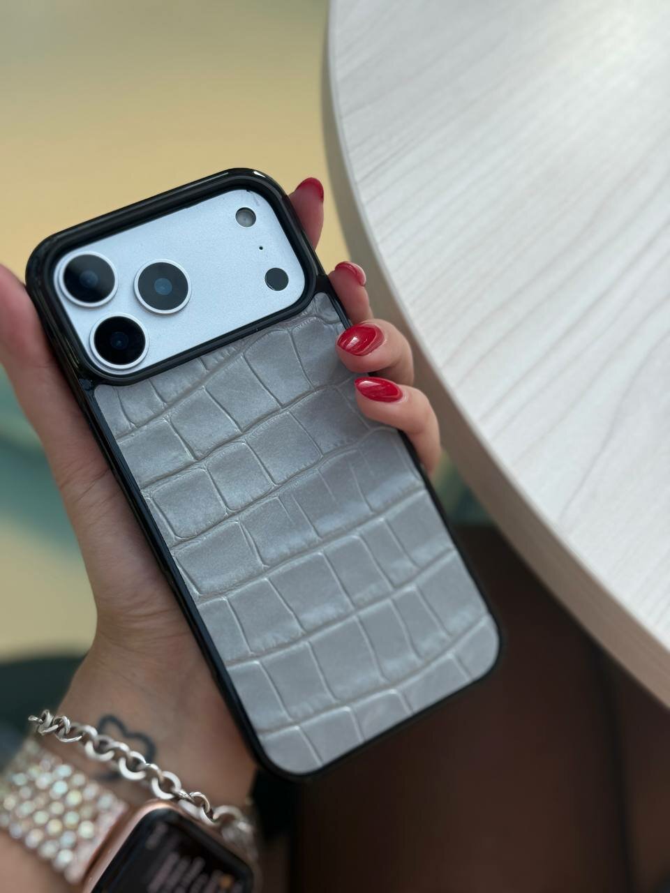 Чехол для iPhone 17 Pro Max из натуральной кожи серый