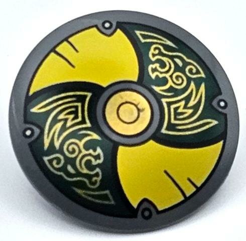 Деталь Lego 75902pb29 Minifigure, Shield Circular Convex Face with Yellow and Dark Green Alternating Panels with Gold Center Circle and Odin's Wolves Pattern