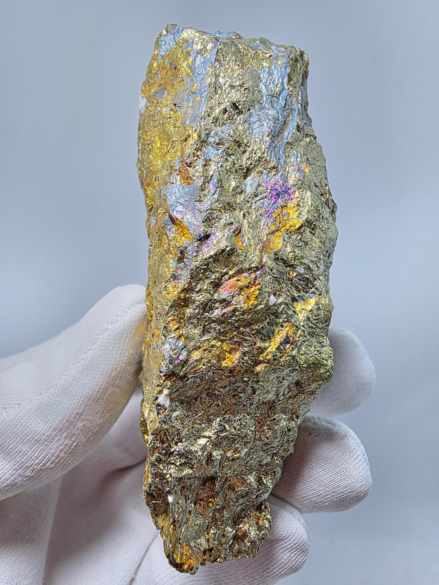 Халькопирит 94 мм, 289 г.