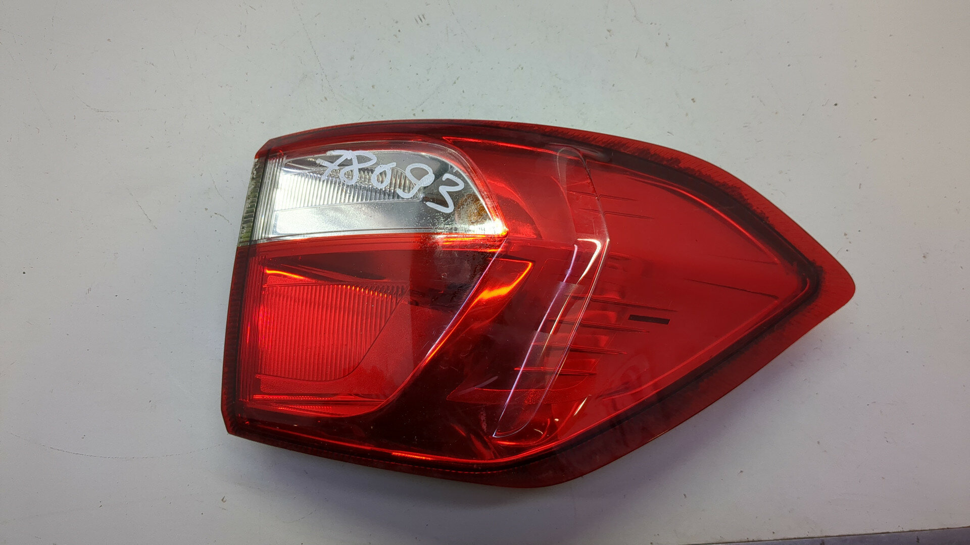 Фонарь (задний) правый Ford EcoSport Б/У