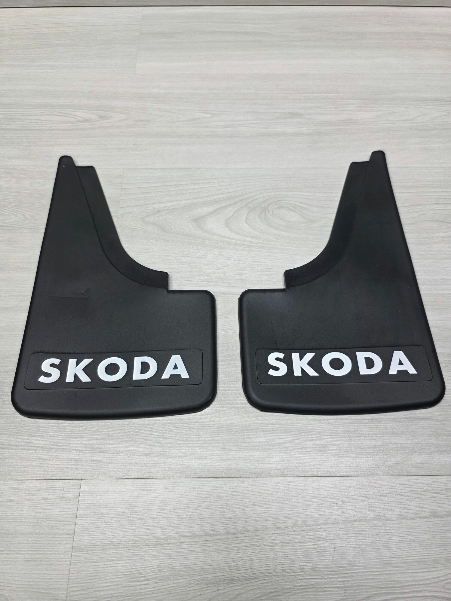 Брызговики Skoda Fabia передние (Шкода Фабия)