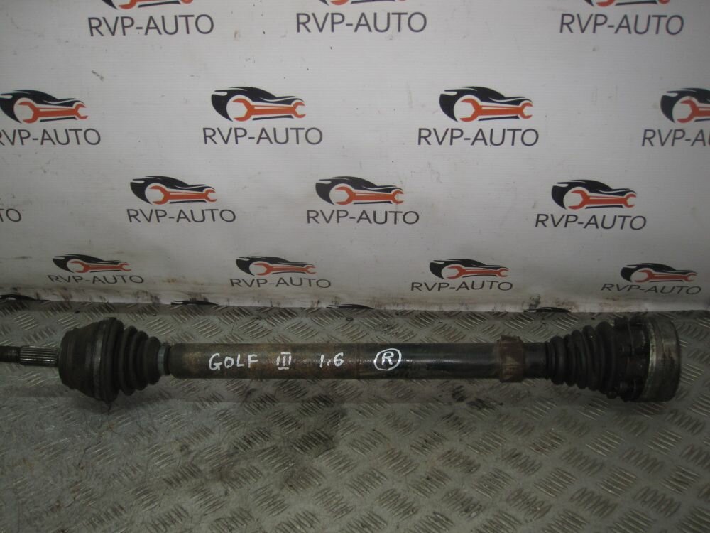 Полуось передняя правая VW Golf 3 1.6 МКПП Volkswagen