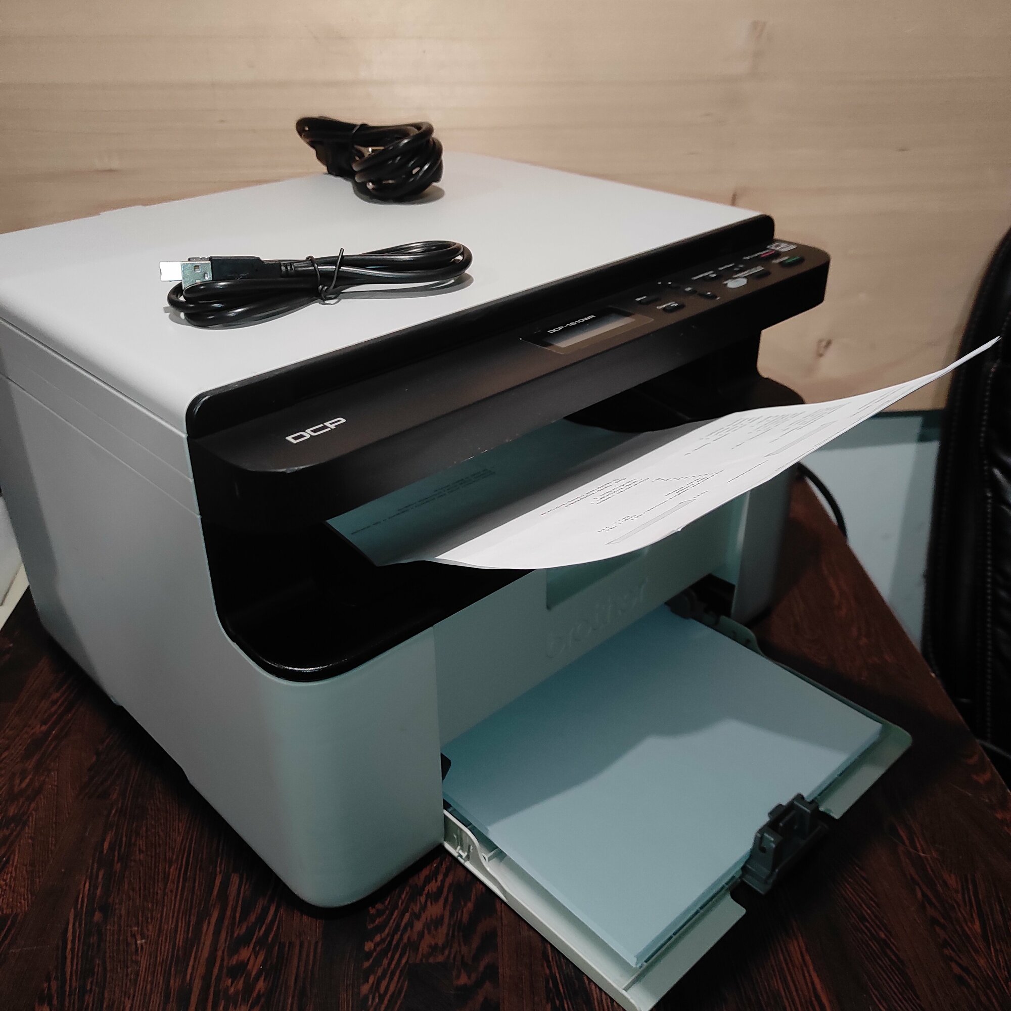 Brother DCP-1610WR МФУ лазерное