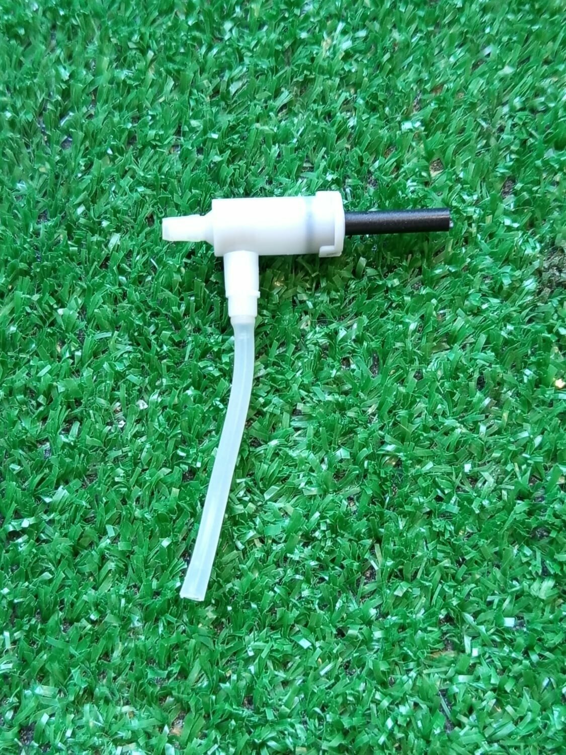 Клапан подачи пара для утюга Hyundai H-SI01559 ( с разбора )