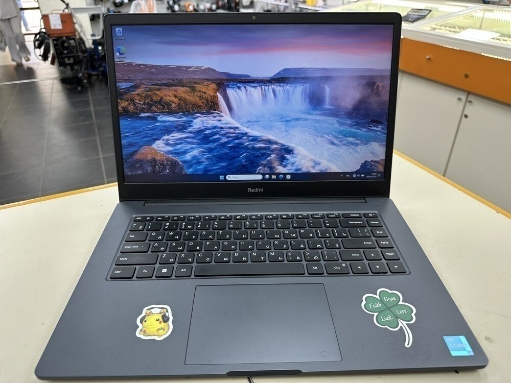 Ноутбук Xiaomi redmibook 15 xma2101-bn; I3-1115G4, HD Graphics, 8 Гб, 250 Гб, б/у, уценка