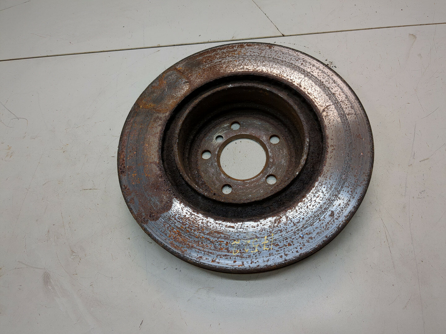 Диск тормозной задний BMW 7 F01 Б/У