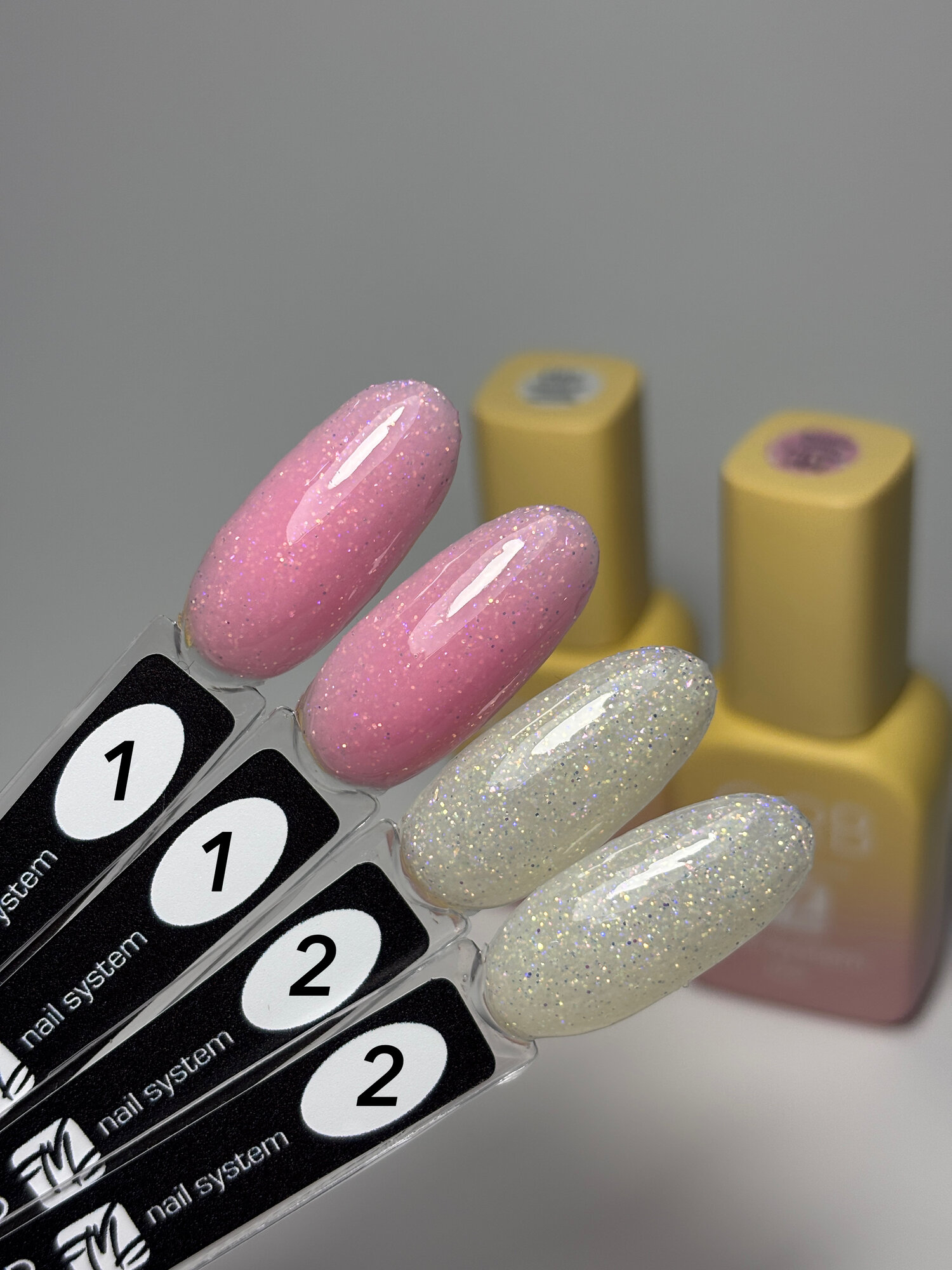 Гель- лак с блестками Summer glitter розовый полупрозрачный № 01 QRB, 10 мл