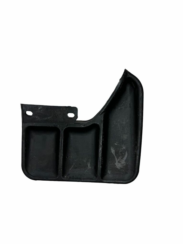 Брызговик 2123 задний правый