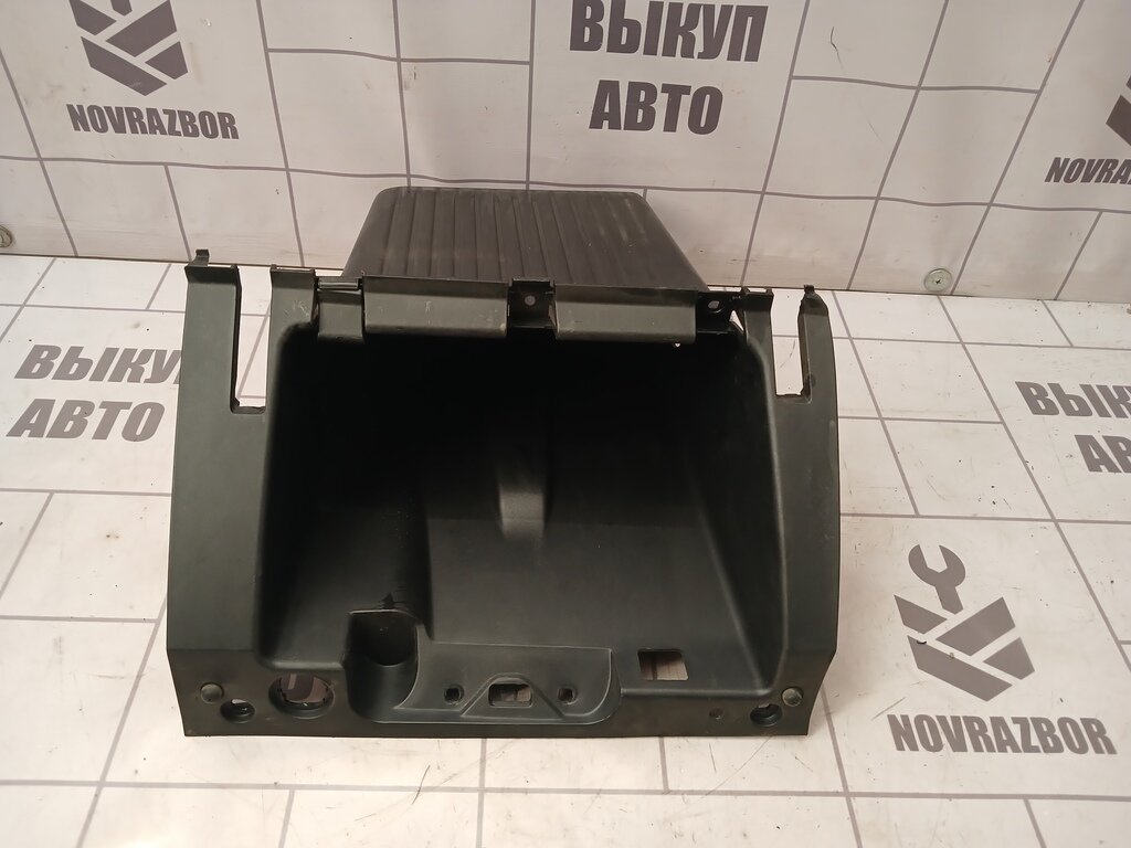 Бардачок Ford Focus 2 05-08