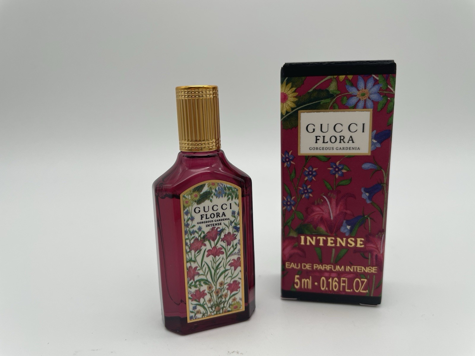 Парфюмерная вода Gucci Flora Gorgeous Gardenia Intense Miniature женская 5 мл