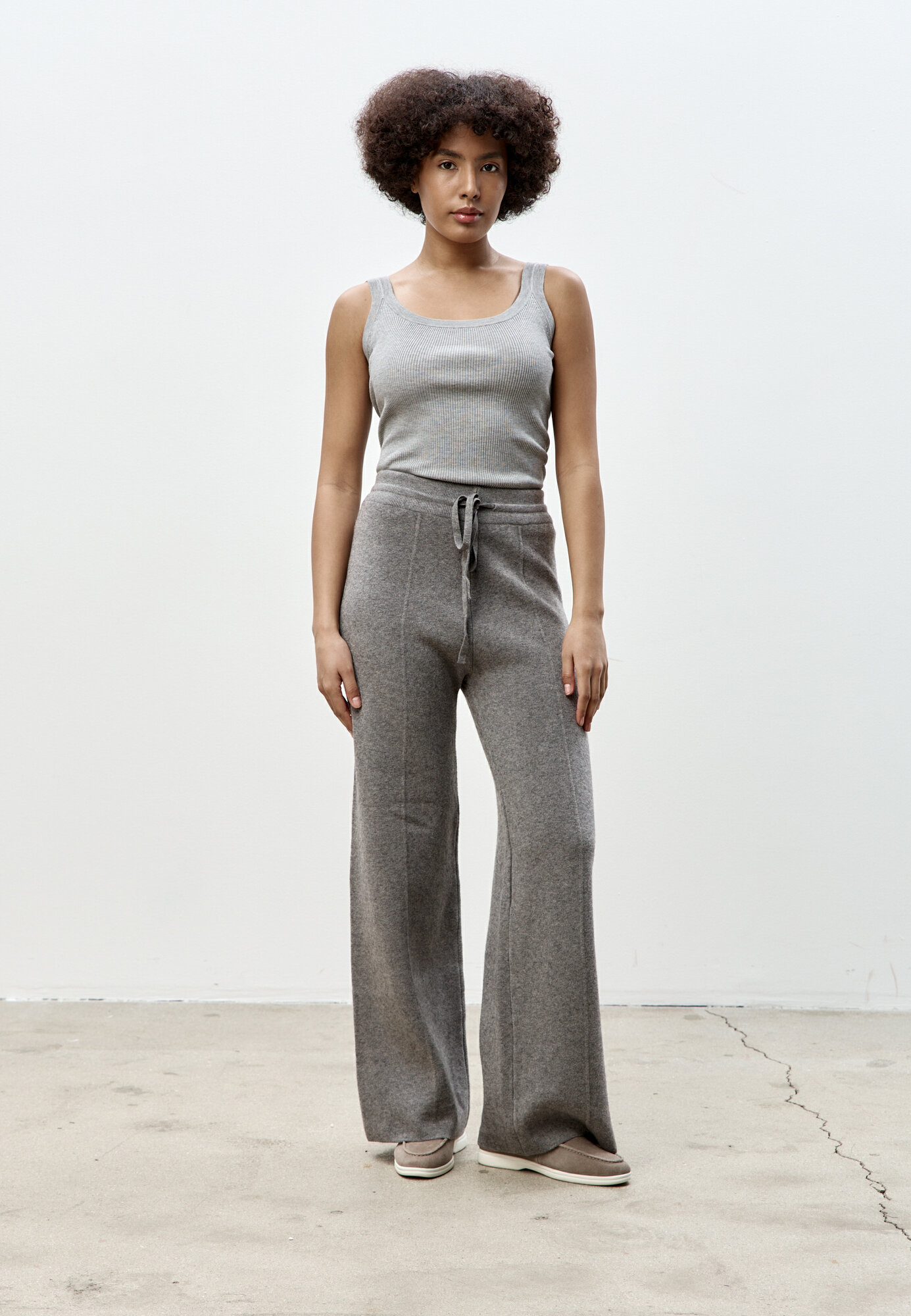 Брюки трубы