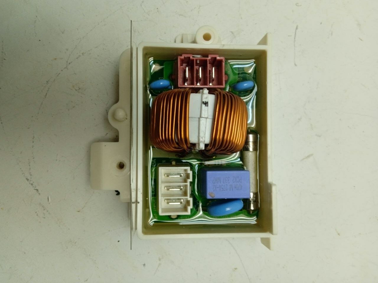 F2J3WS2W кт6 Сетевой фильтр для стиральной машины LG EAM6389130 б/у