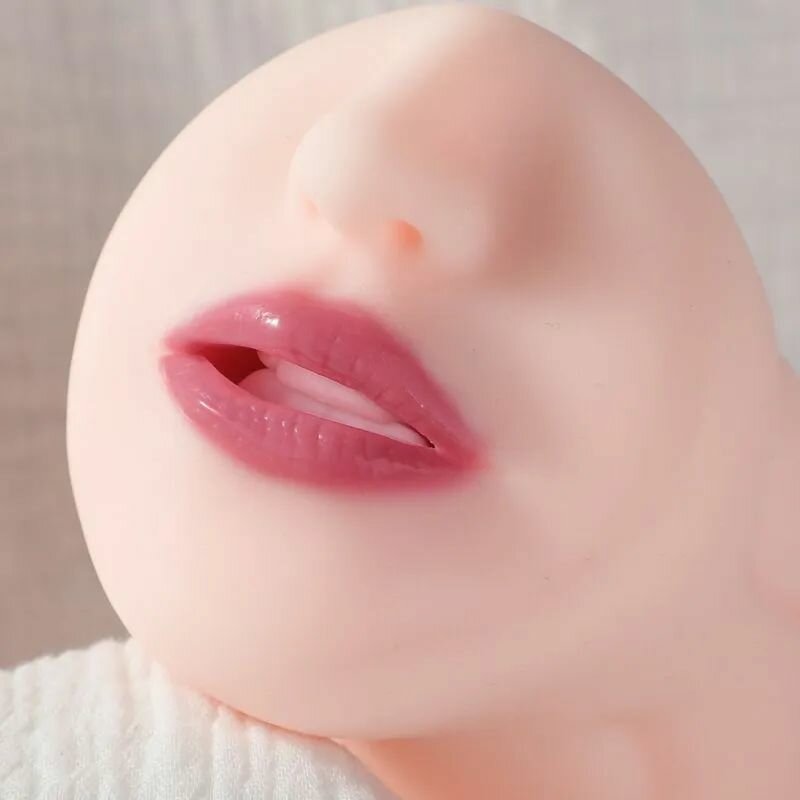 Глубокий горловой минет с перевернутым устройством для мужской мастурбации