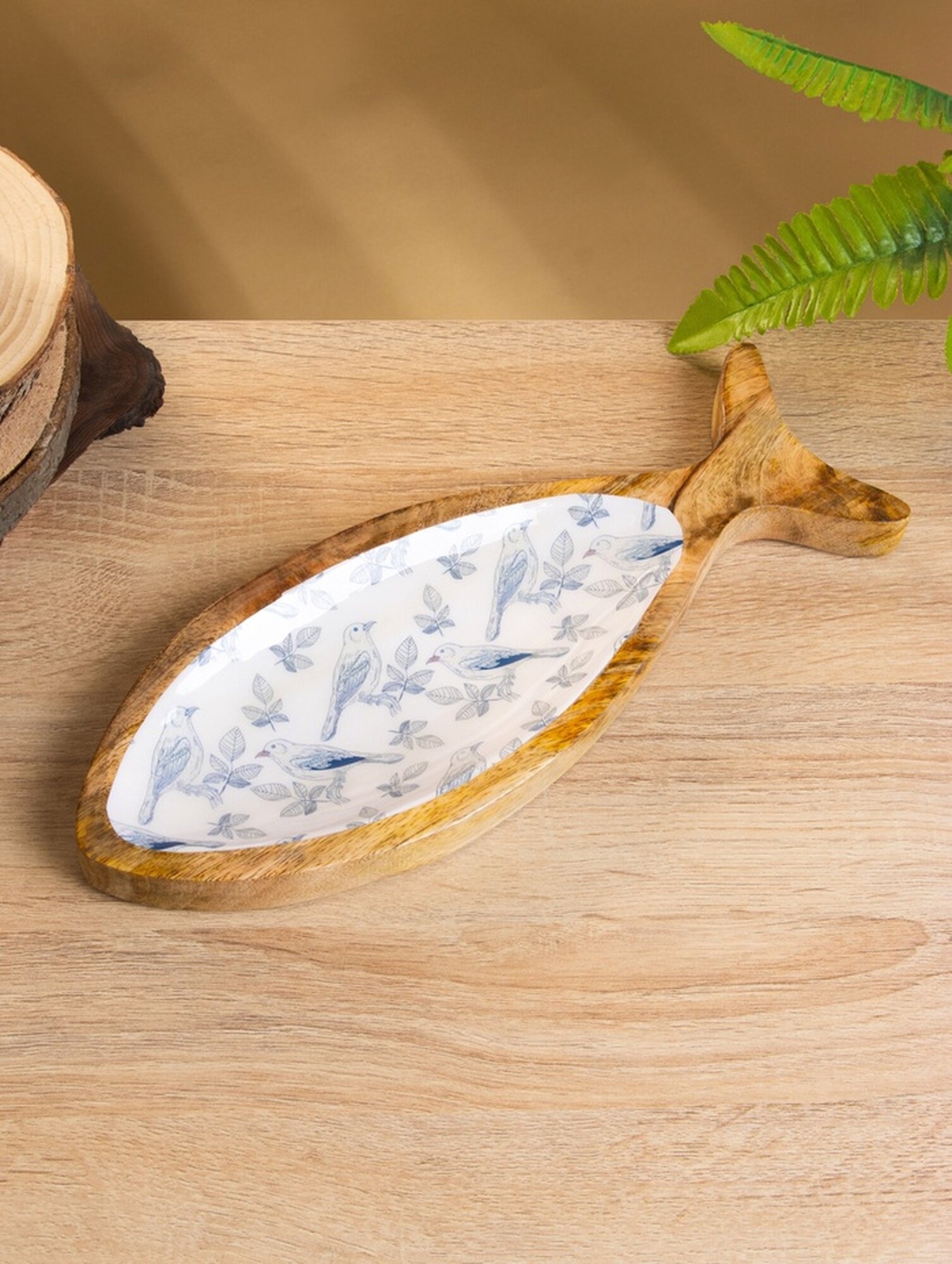 Блюдо в форме рыбки «Синие птицы», 32×11.5×2 см, дерево манго