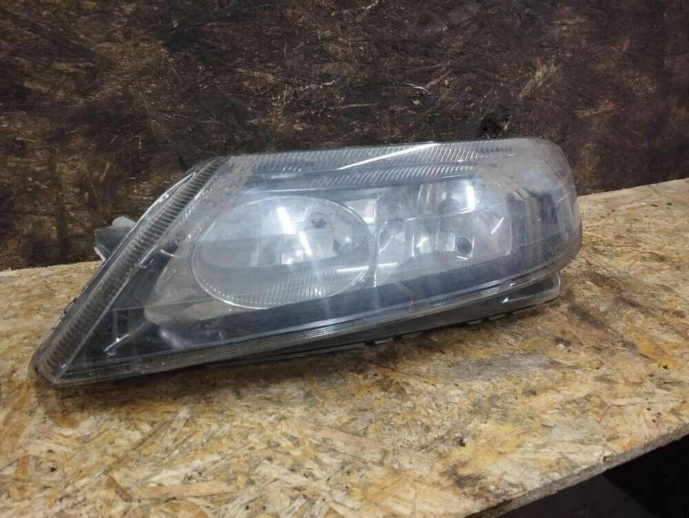 Фара левая на Renault Laguna II Б/У с пробегом