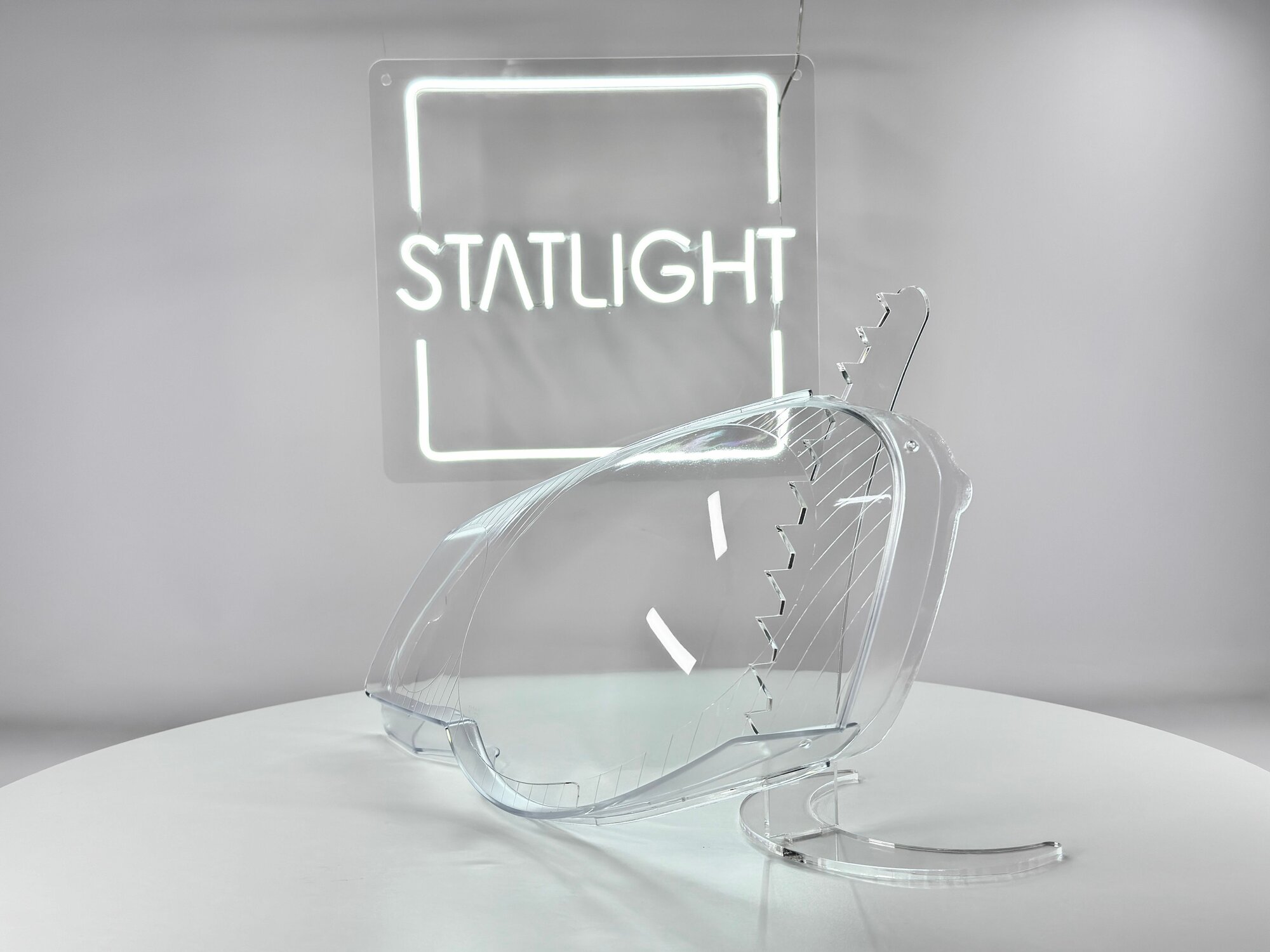 Левое стекло фары Volkswagen Polo 4 2005-2009