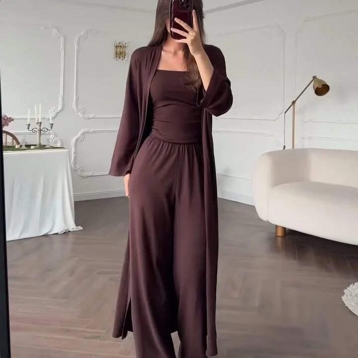 Комплект одежды