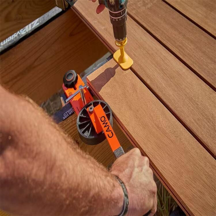 Аксессуар для террасной доски