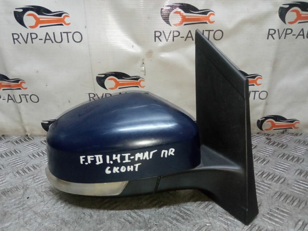 Зеркало правое Ford Focus 2 2008-2011 1539400