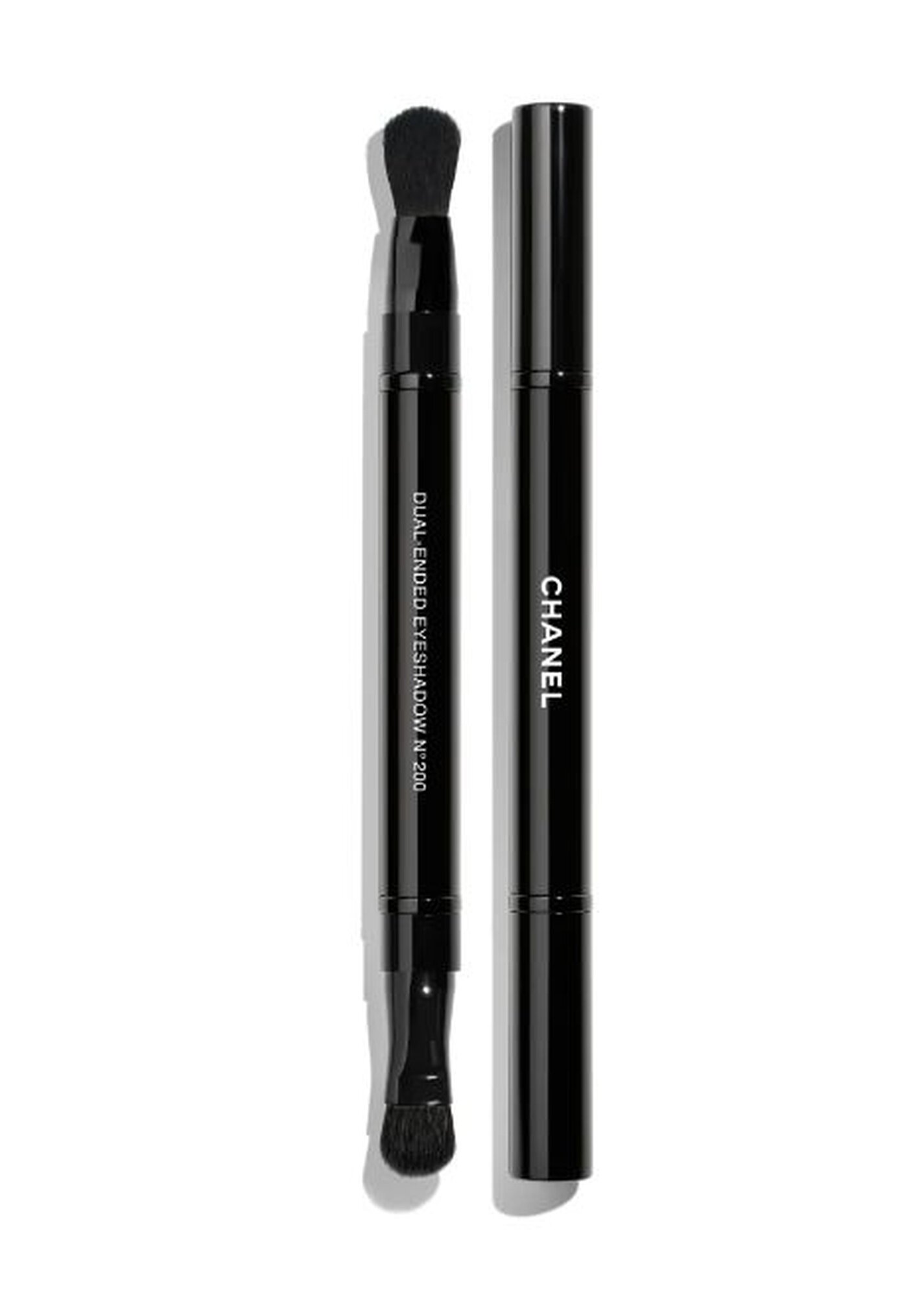 CHANEL Кисть для макияжа PINCEAU DUO PAUPIRES RTRACTABLE N200