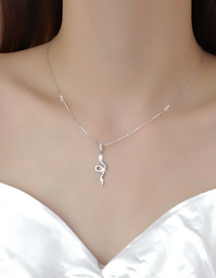 Колье, кристалл