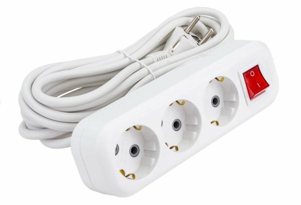 Сетевой удлинитель УЗ-ЕВК-05 3x5м с/з с выкл белый LUX