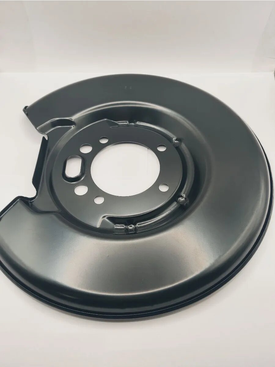 Защита заднего тормозного диска