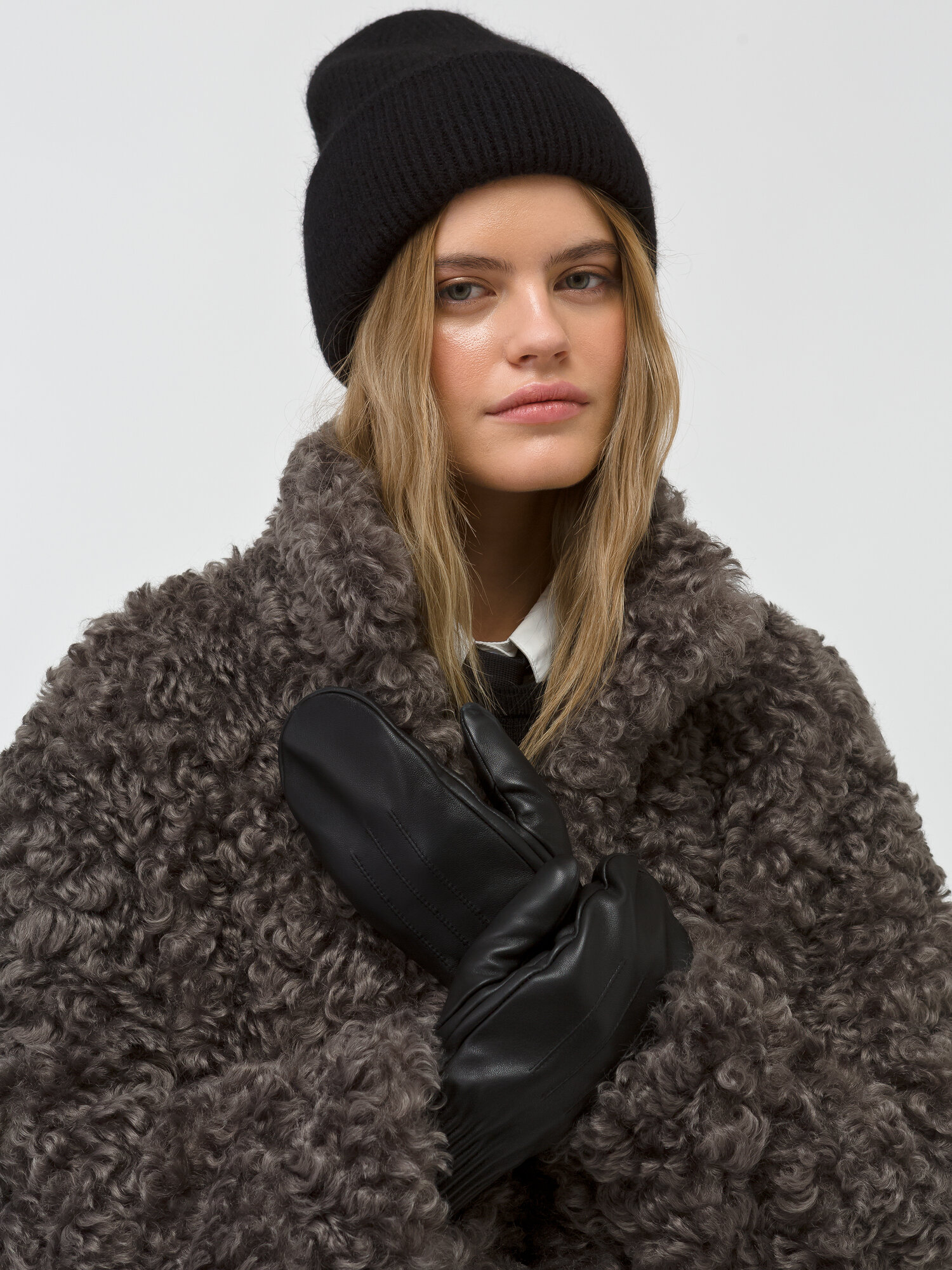 Шапка для женщин