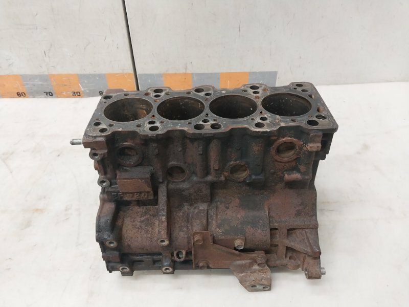 Б/У 2.0 G4JP Блок цилиндров Kia Magentis 2004 1, GD 452491 Hyundai-KIA арт. 2110038B00