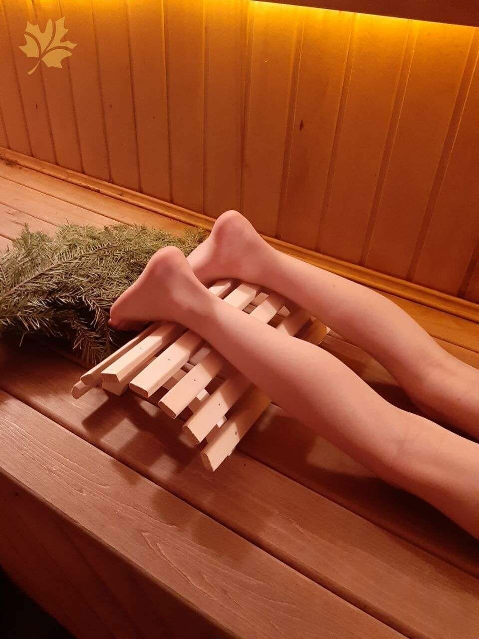 Подставка универсальная для бани и сауны/Подставка под ноги/ Подголовник универсальный