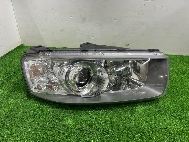 Фара галогеновая передняя правая Chevrolet Captiva 95937931