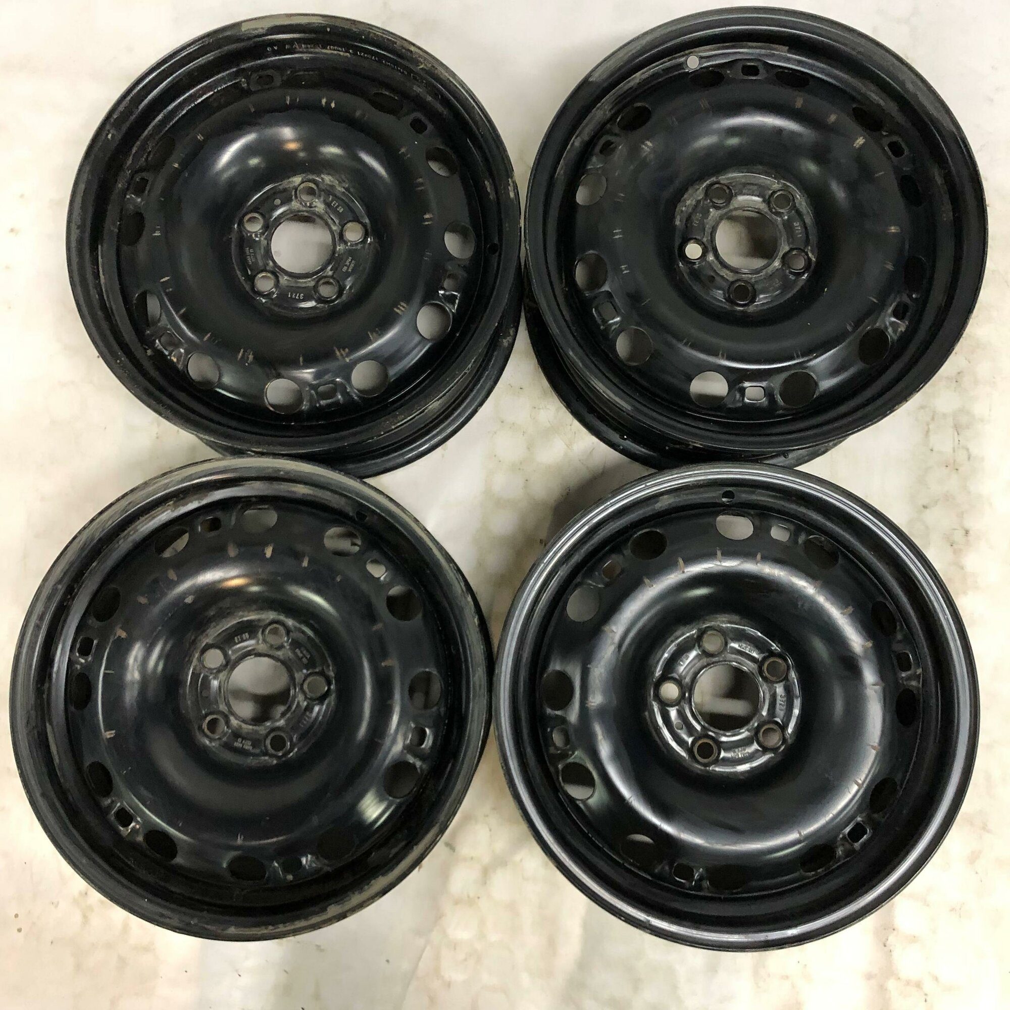 Колесные диски Штампованные 15x6 PCD 5x100 D57.1 ET38 (оригинал)