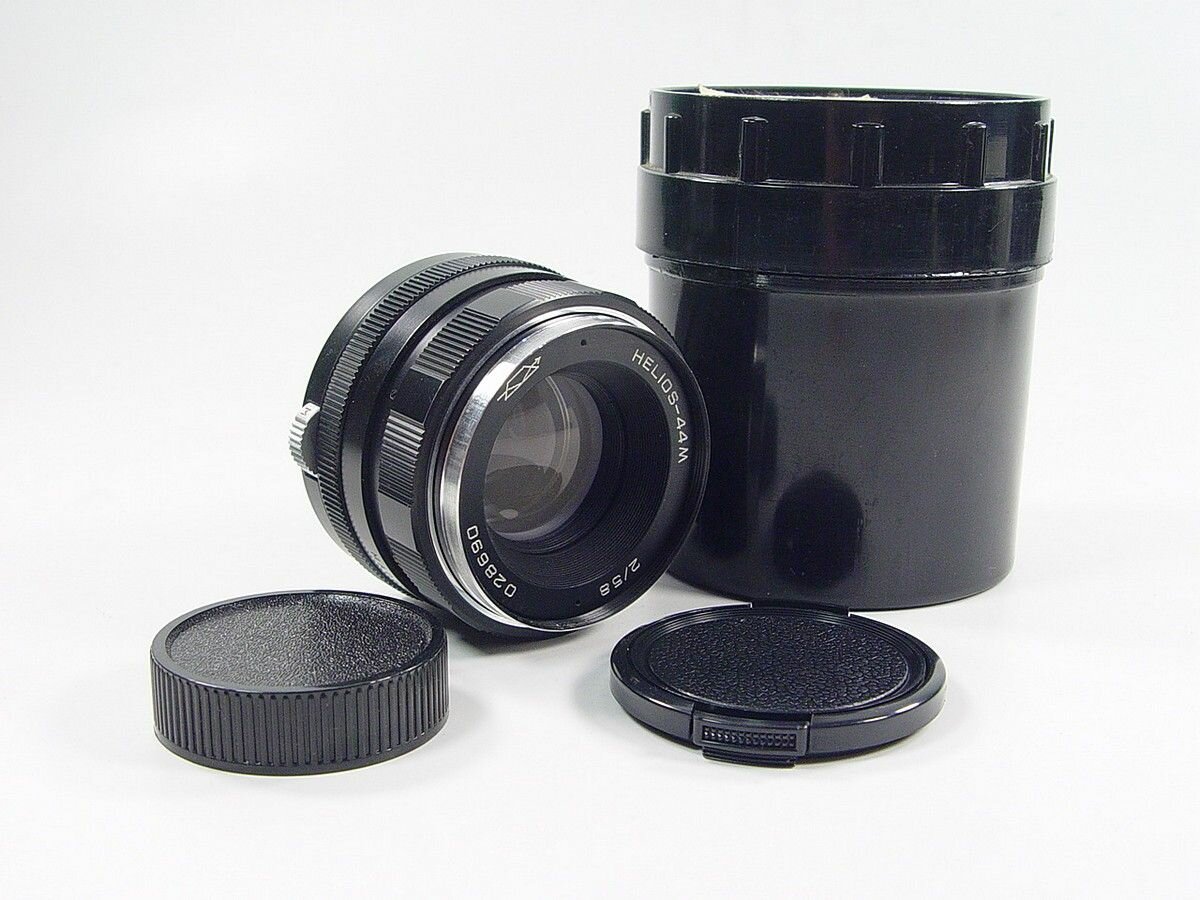 КМЗ Красногорск Гелиос 44М f/2 58мм М42. Лот 2. Объектив штатный светосильный.