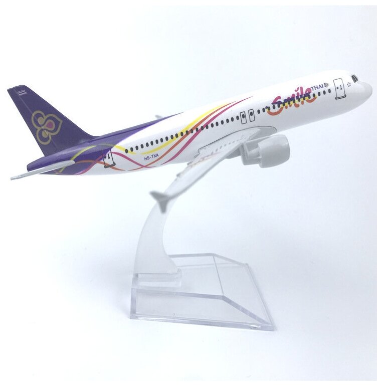 Модель самолета металлическая авиакомпания Thai Smile